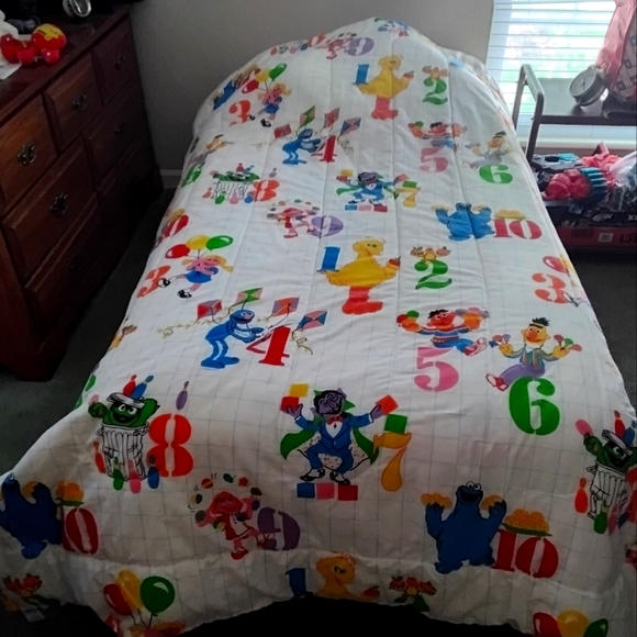 Sesame Street | Bedding | Vintage 7s Sesame Street Twin Comforter ...